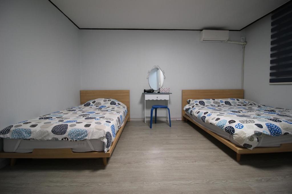 Bunk Backpackers Guesthouse - Hotels Korean