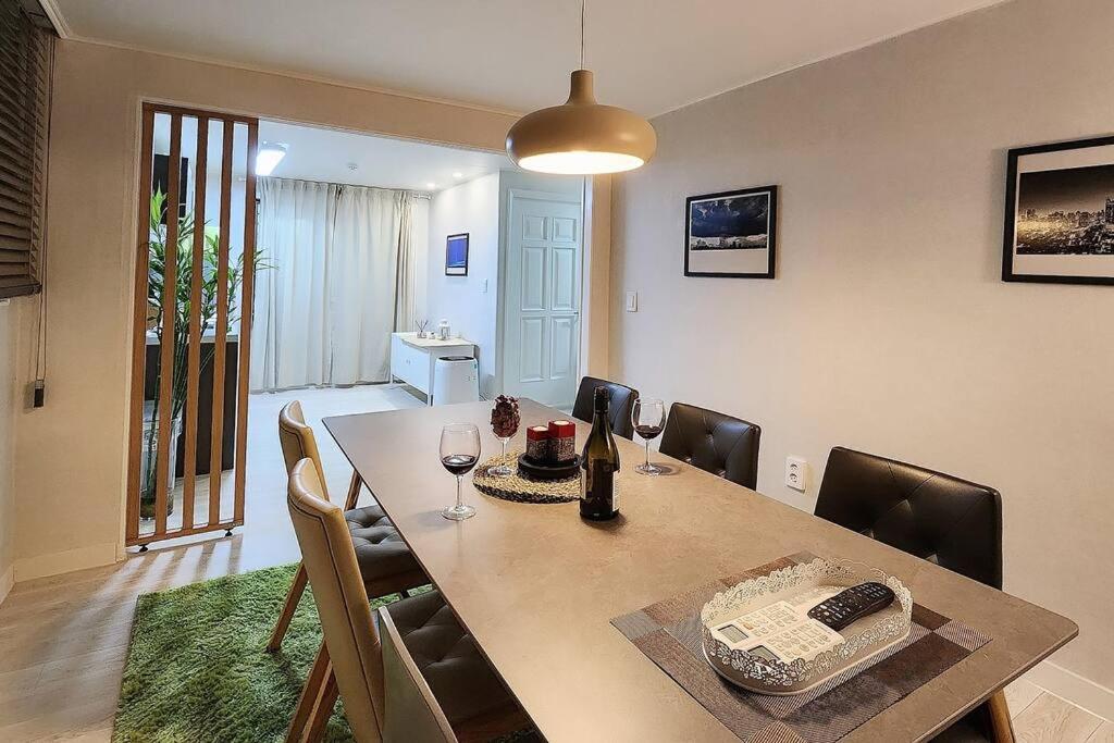 The Hari House - Hotels Korean