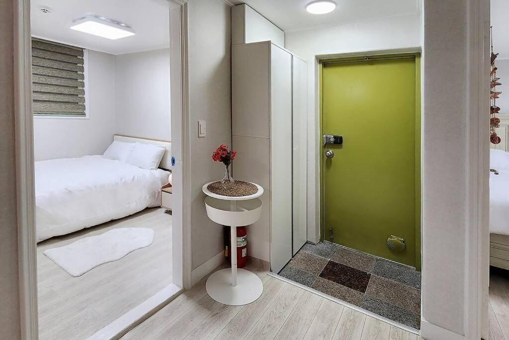 The Hari House - Hotels Korean